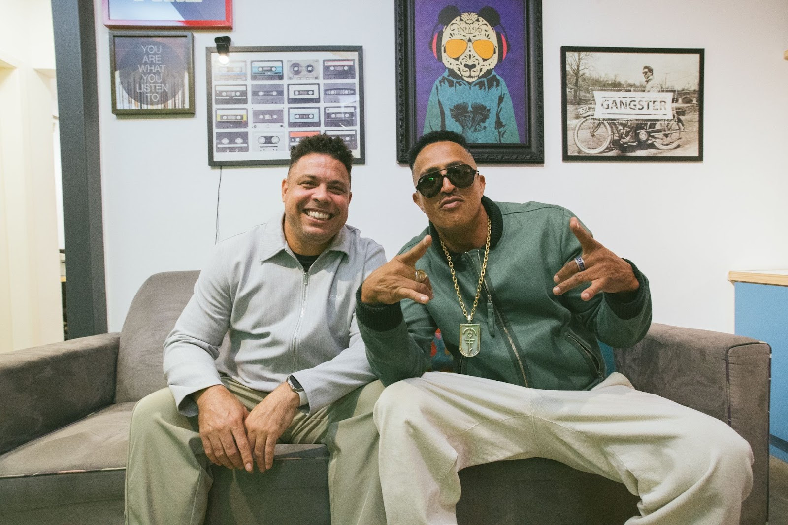 Mano Brown recebe Ronaldo Fenômeno em EP. do Mano a Mano